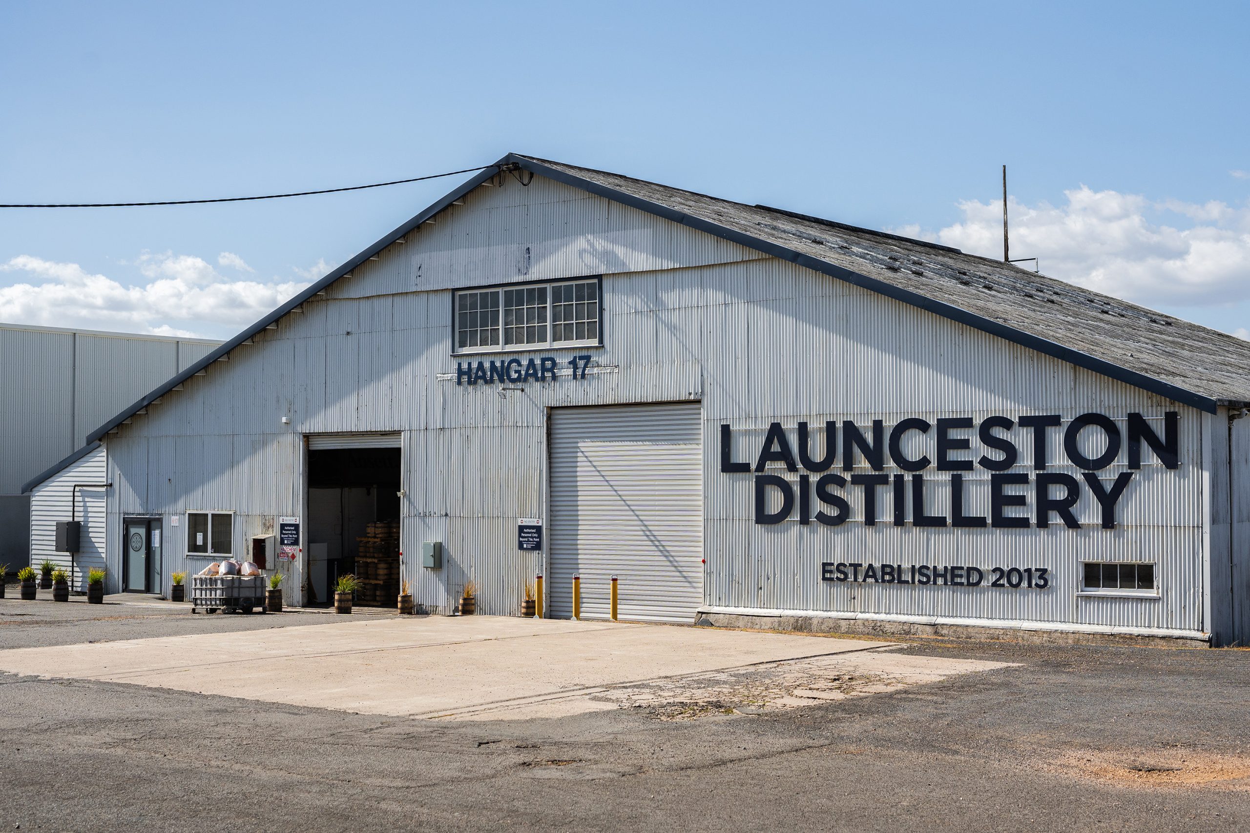 Visit Us | Launceston Distillery at Hangar 17 @ Launceston Airport